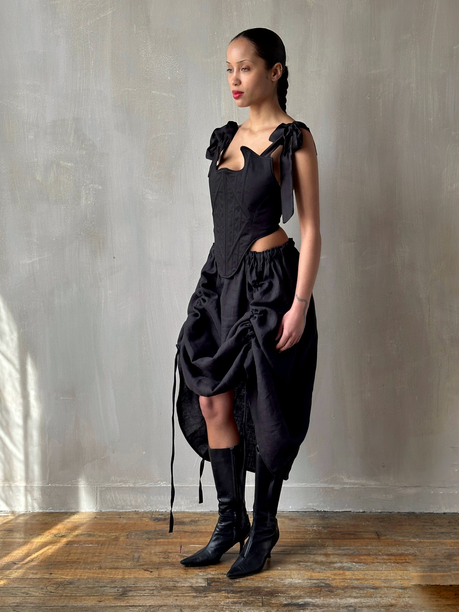 Black Four-Way Drawstring Skirt in Linen (Pre-Order)