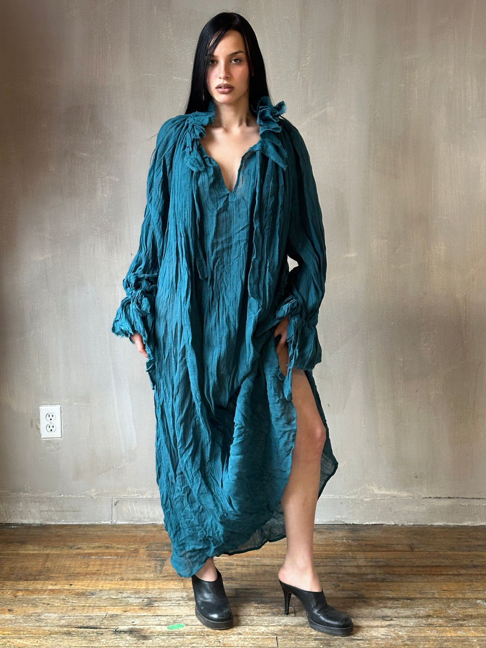 Ultra Maxi Alchemist Chemise in Teal Linen